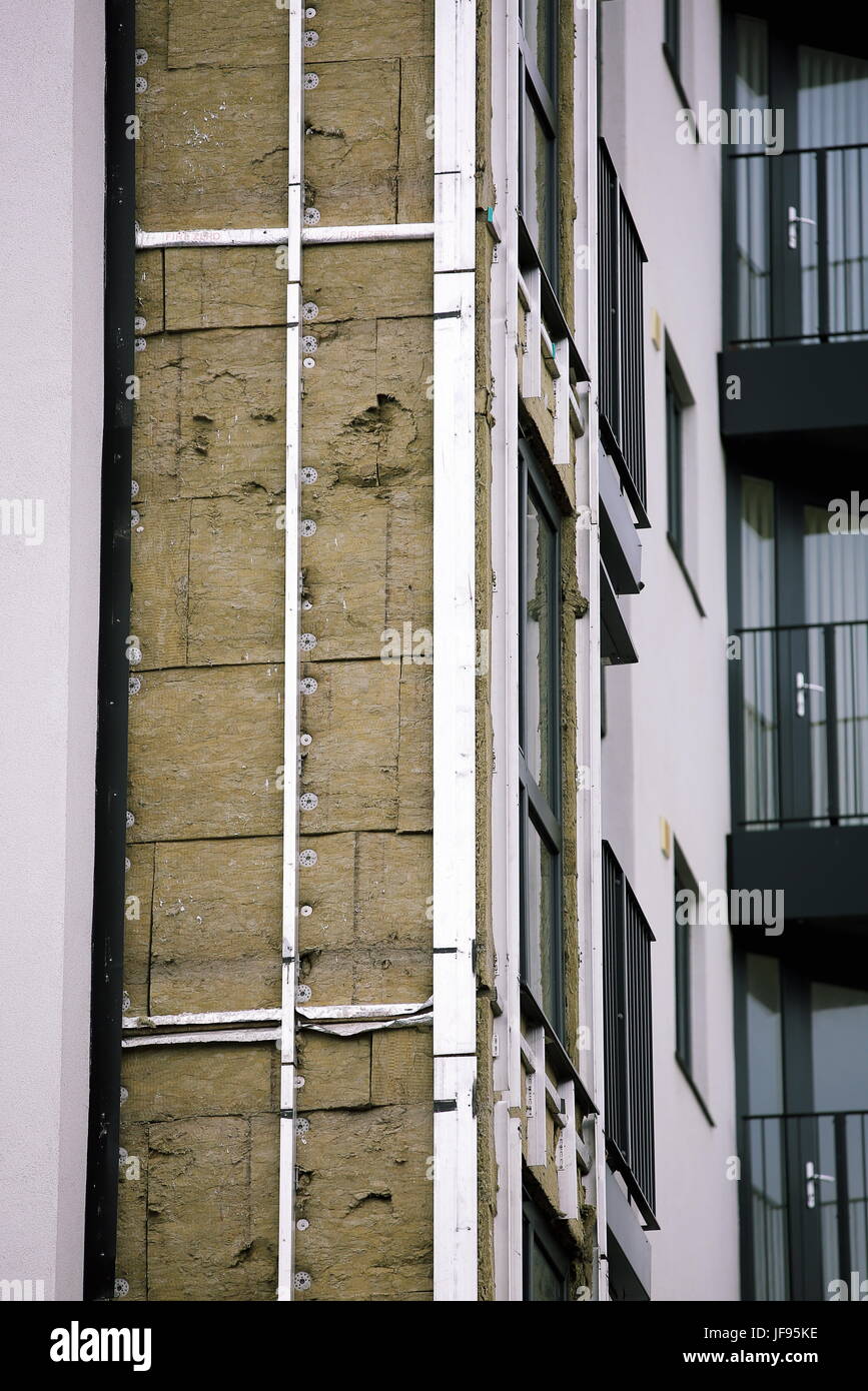 The exposed insulation after cladding panels were removed at Kennedy ...
