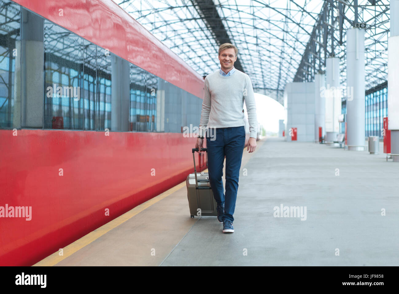 Person people traveling hi-res stock photography and images - Alamy