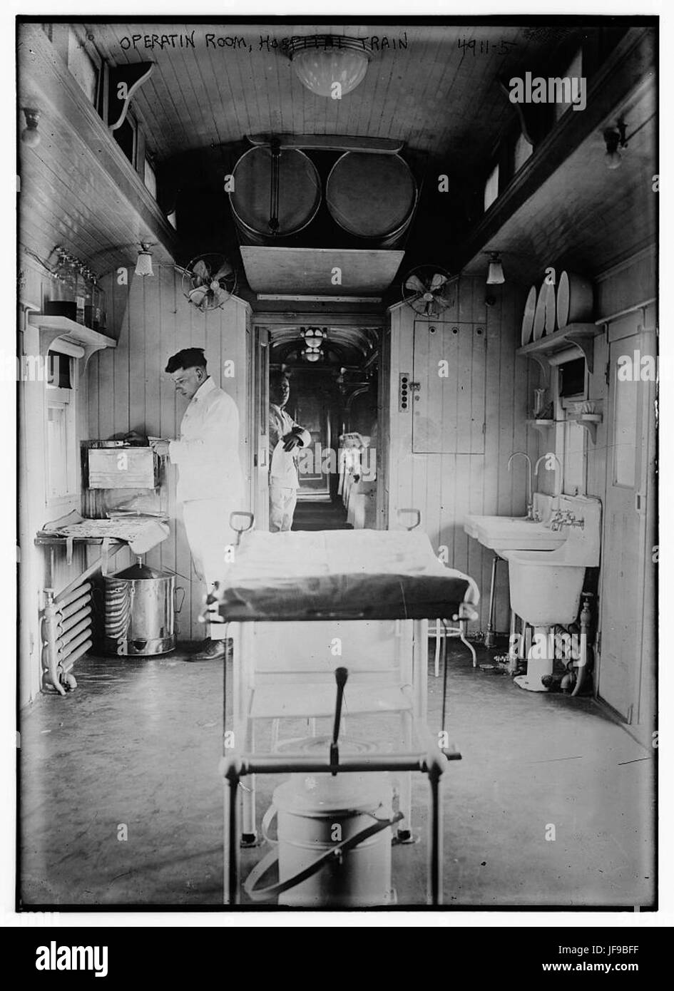 Operating Room, hospital train Stock Photo - Alamy