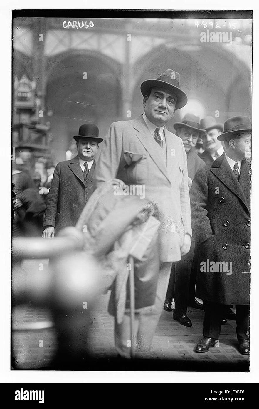 Caruso: A historical image of the famous Italian tenor Enrico Caruso ...