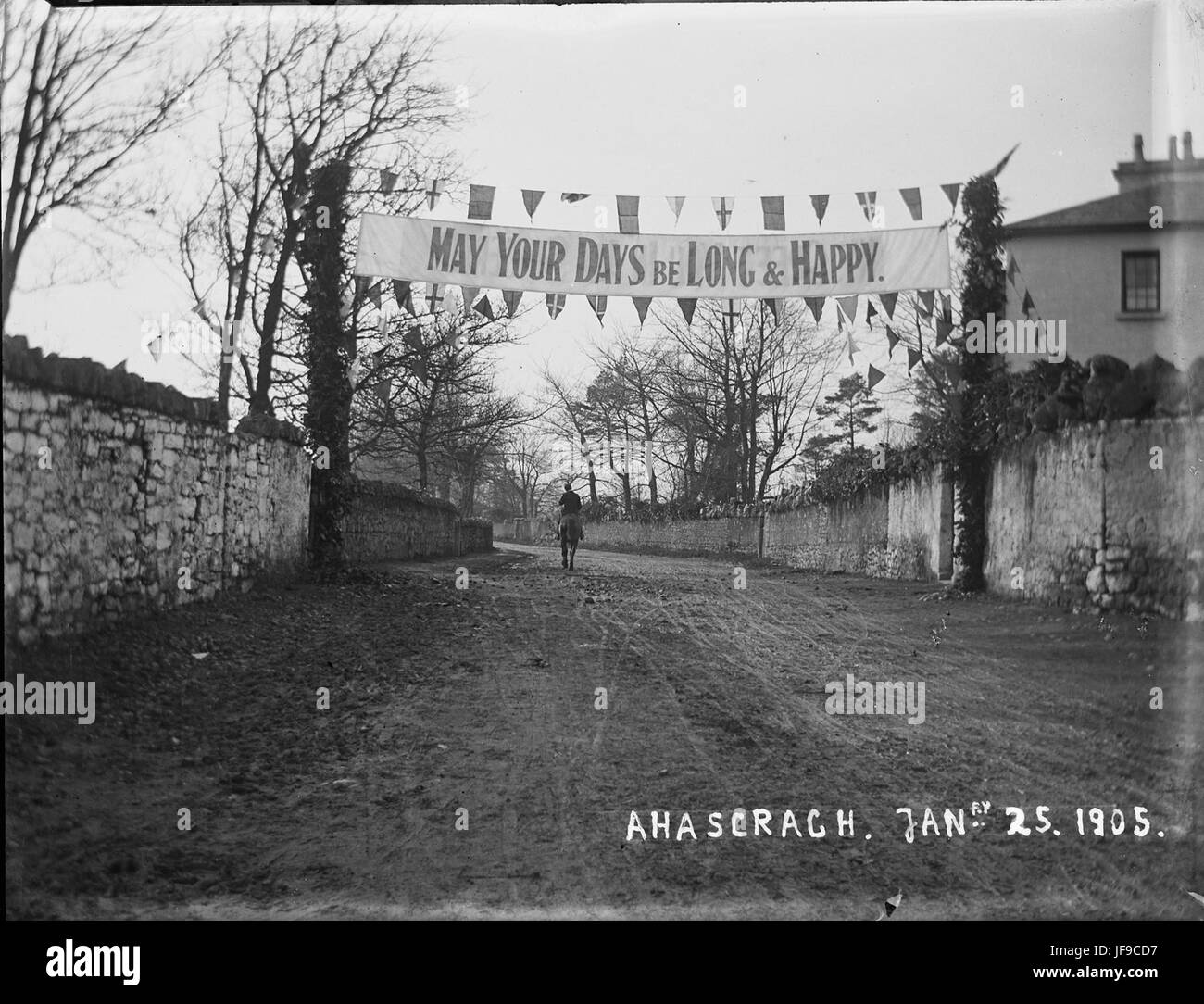 A heartwarming message and photograph featuring the Dillon family ...