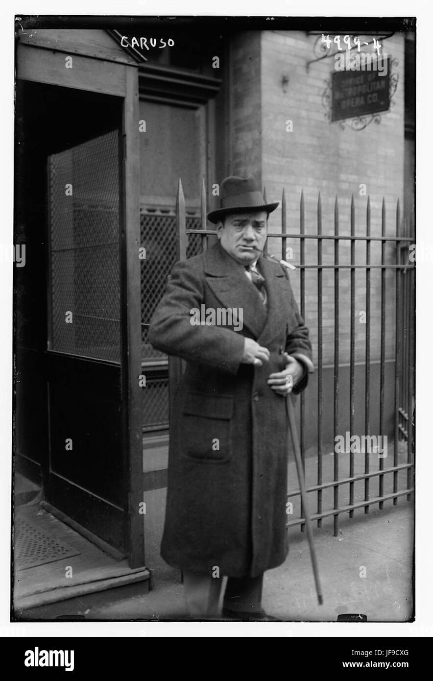 Enrico Caruso, Italian tenor, opera, classical music, opera singer ...