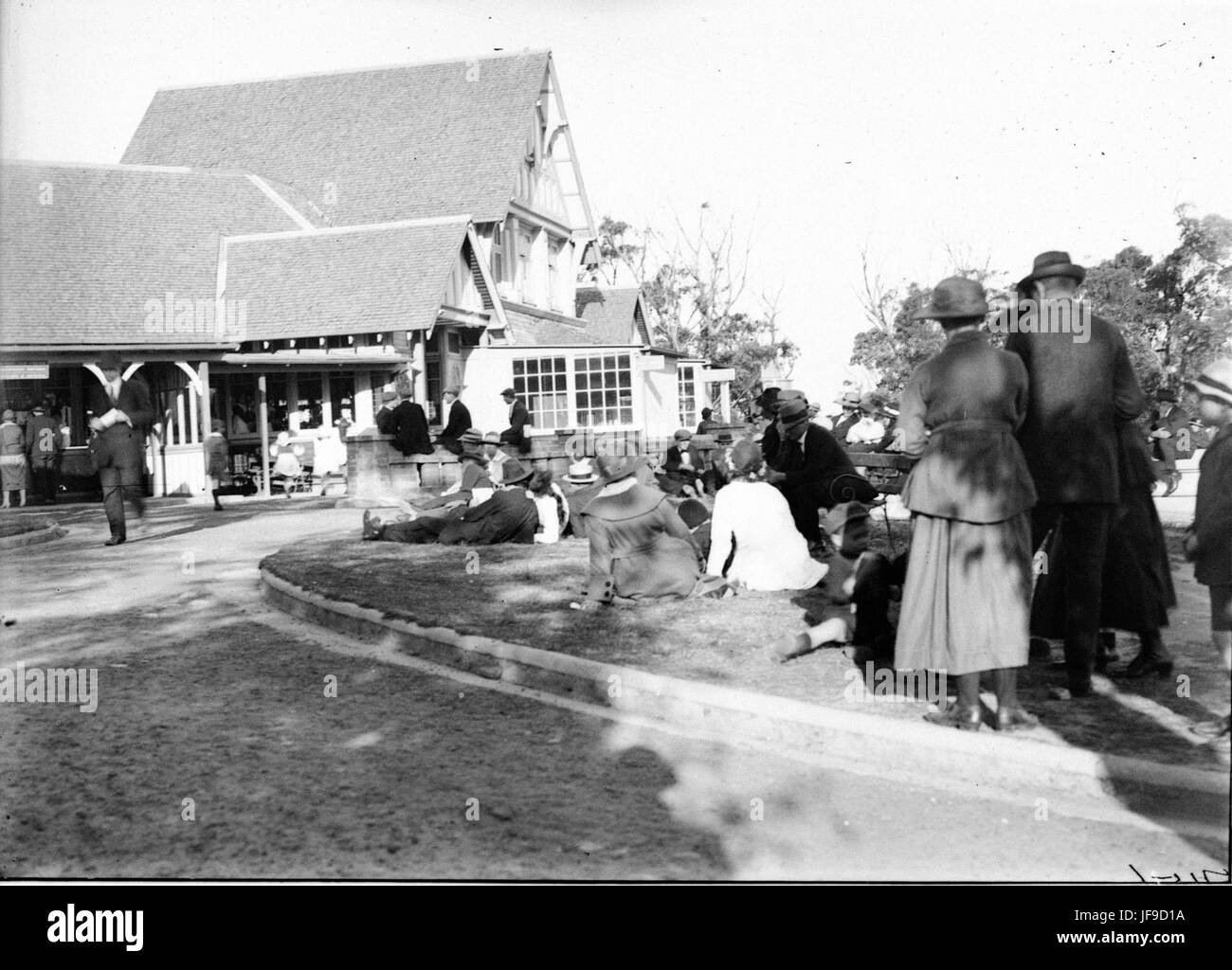 Taronga Park Zoo, refreshment room, zoological gardens, Sydney ...