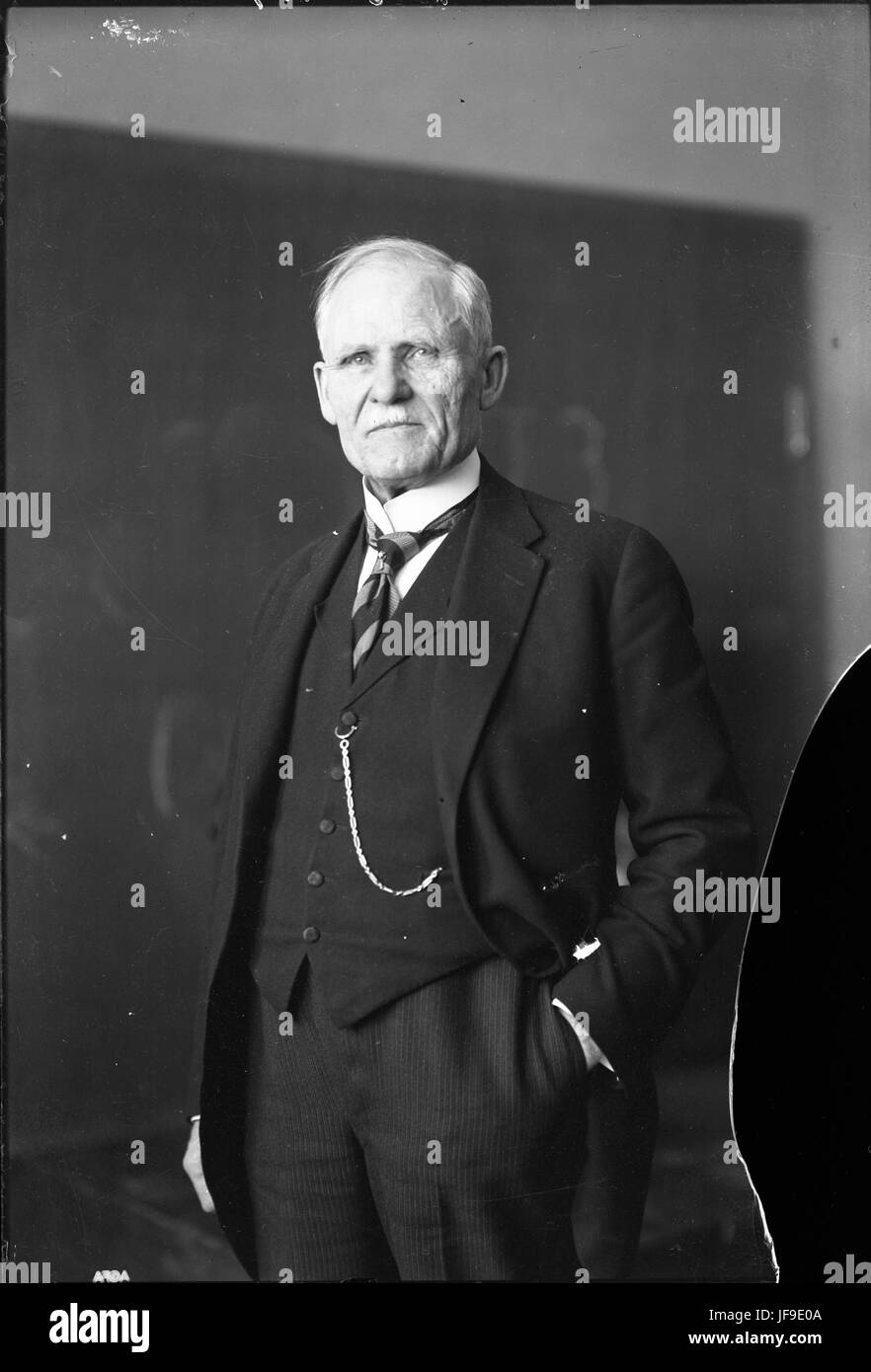 Engineering Professor High Resolution Stock Photography and Images - Alamy