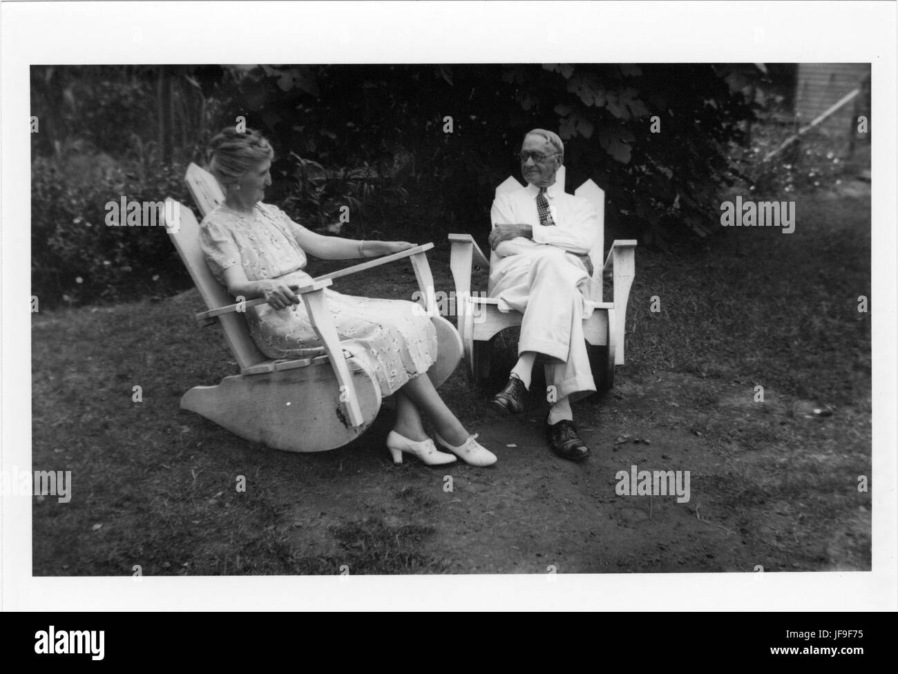 1920s rocking chairs hi-res stock photography and images - Alamy