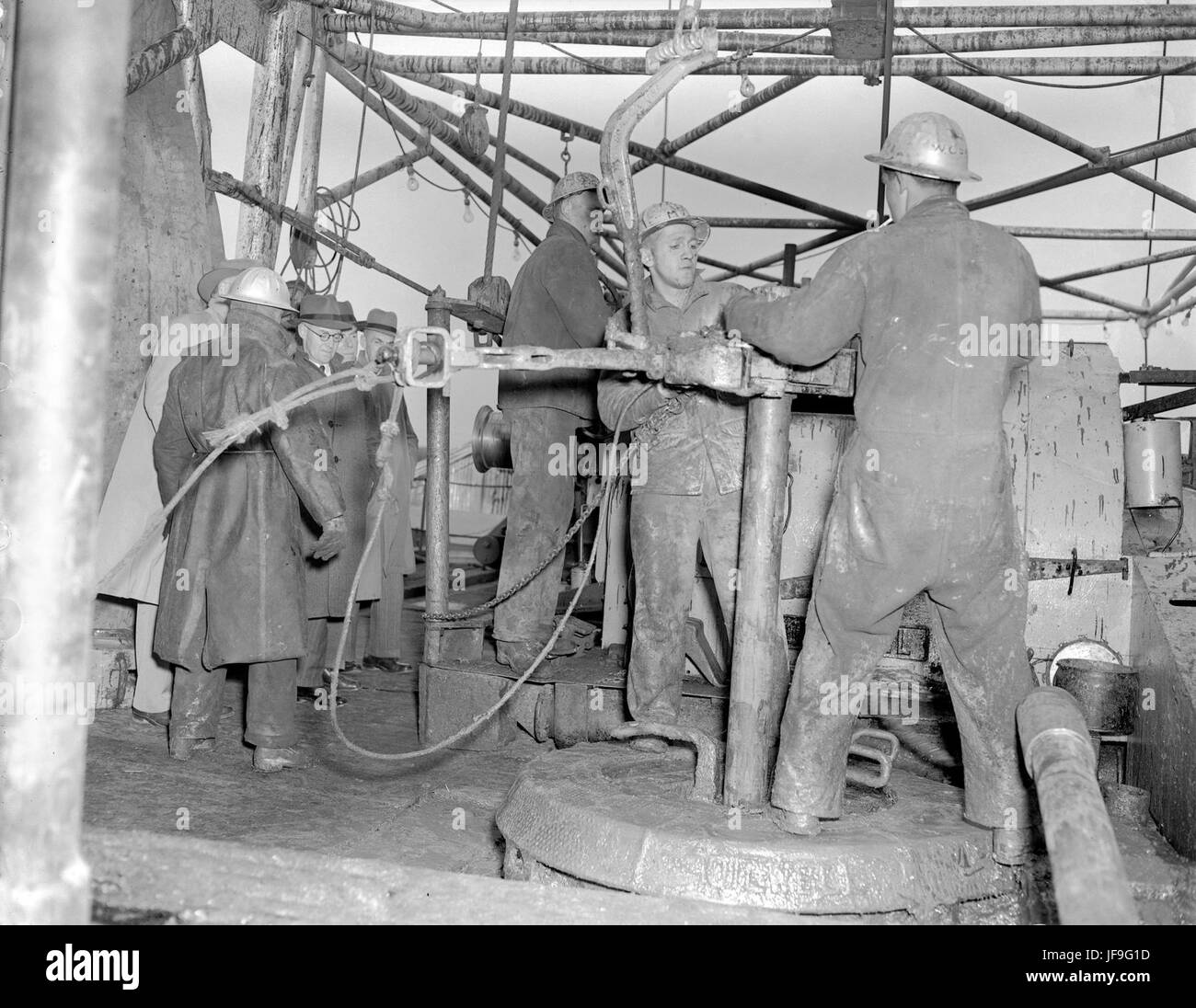 Leduc oil rigs and drillers, Alberta, Canada Stock Photo - Alamy