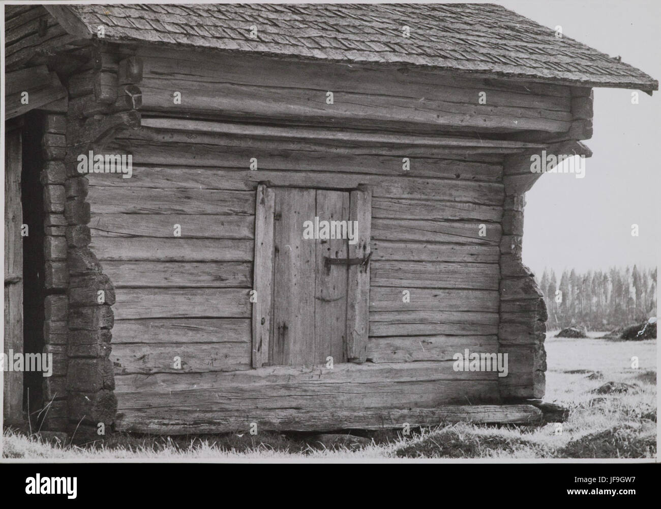 Traditional Finnish Timber Barn: A Glimpse into Nordic Architecture ...