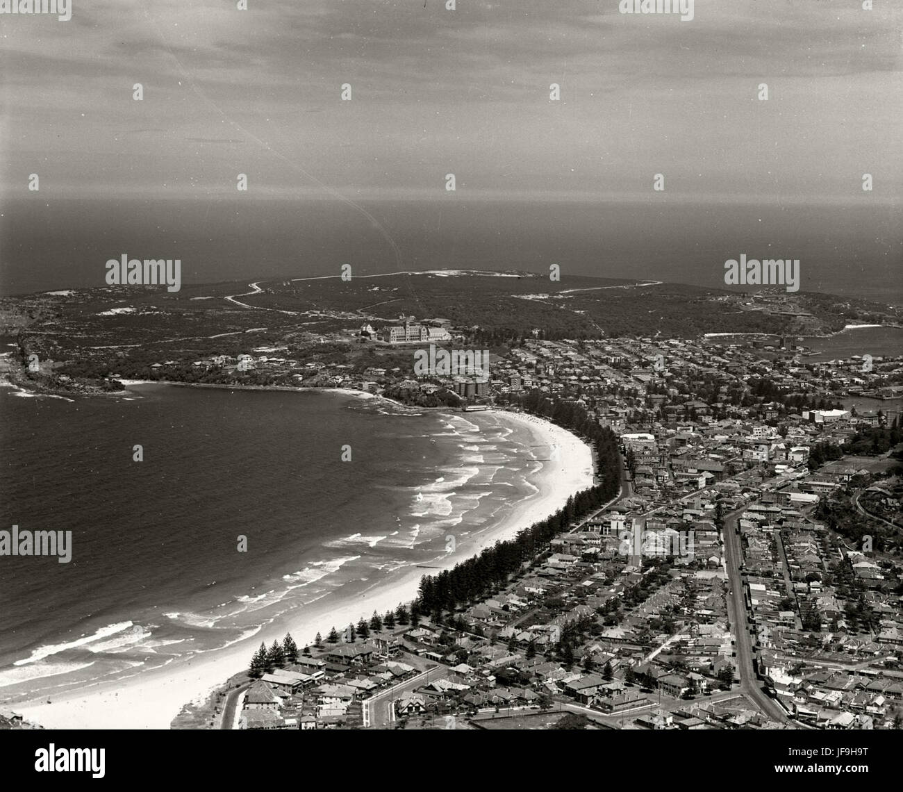 Manly beach manly australia aerial hi-res stock photography and images ...