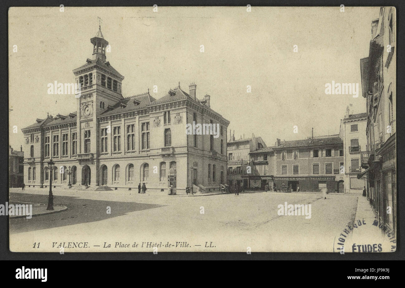 Valence - La Place de l'Hôtel-de-Ville, the central square of Valence ...