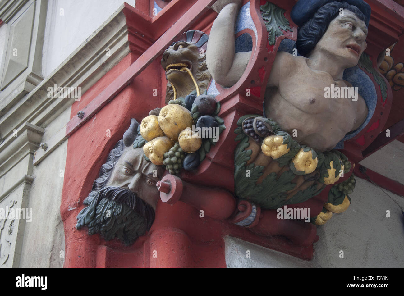 Grotesque figure hi-res stock photography and images - Alamy