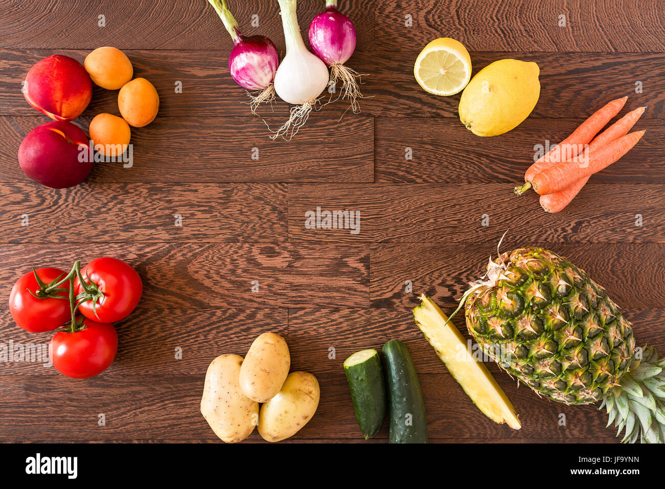 Raw fruits and vegetables hi-res stock photography and images - Alamy