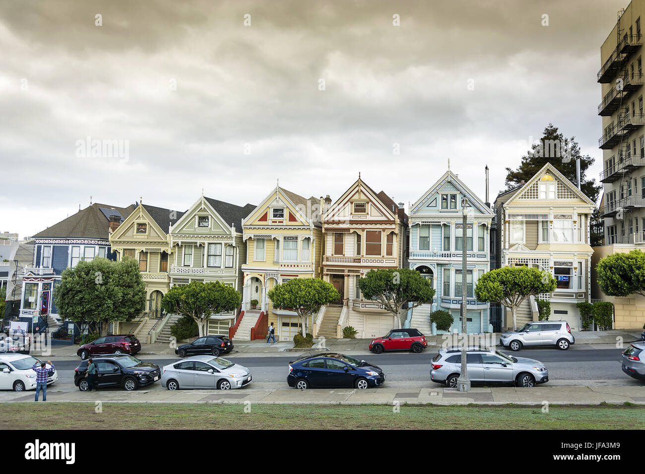Famous row victorian houses hi-res stock photography and images - Alamy
