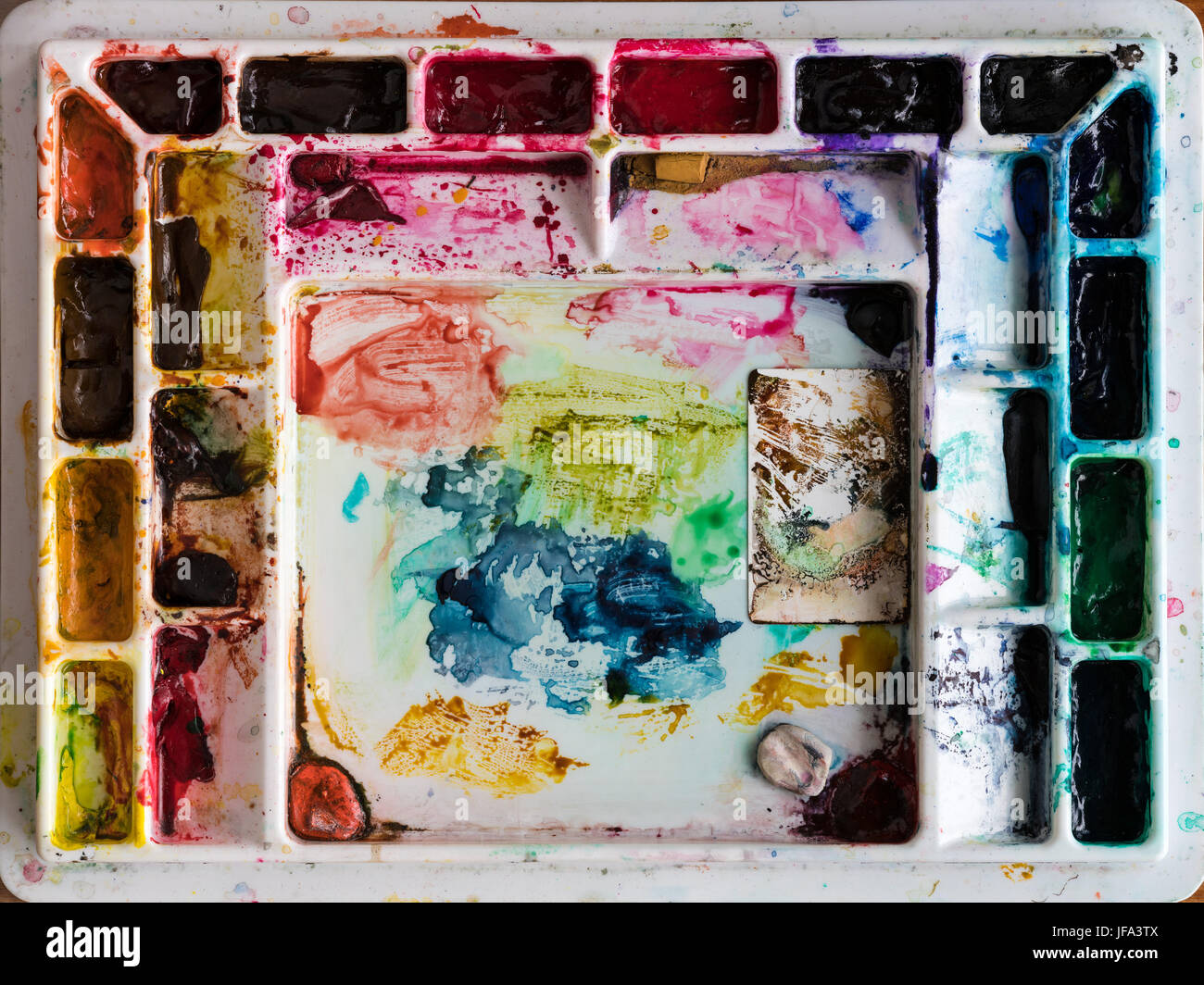 Water color mixing tray for artist Stock Photo - Alamy