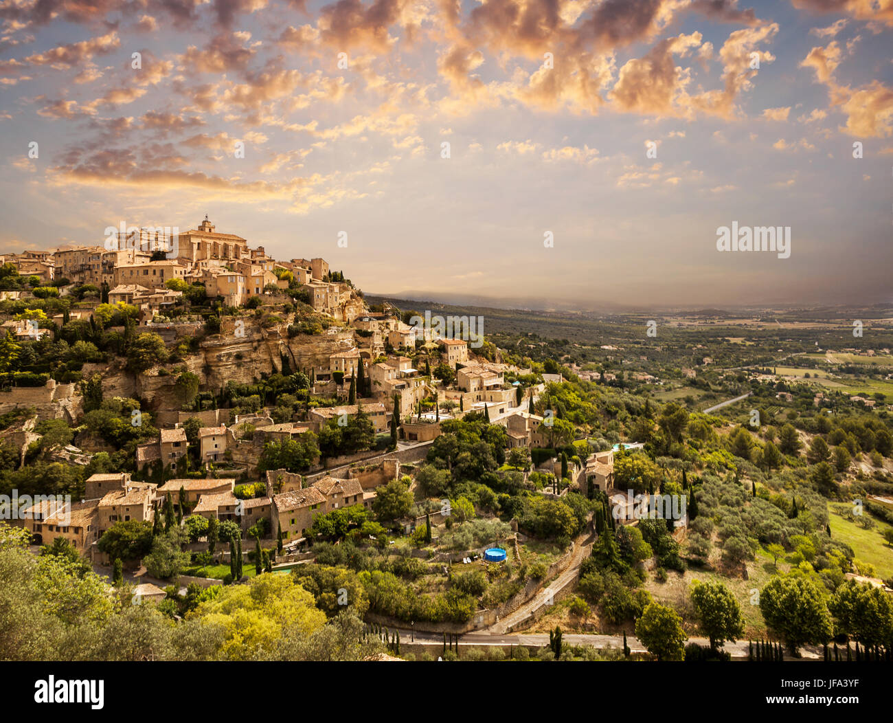 Ancient Gordes at sunset in Provence, France Stock Photo - Alamy