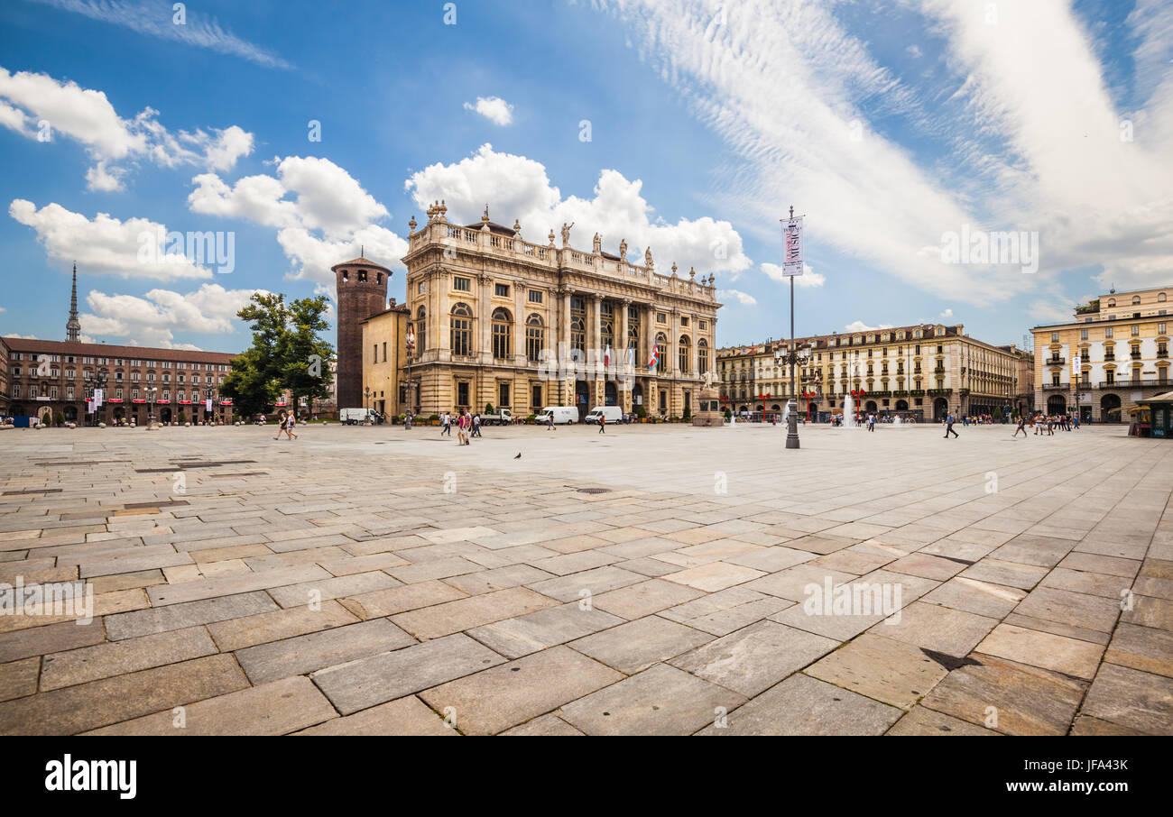 Torino palazzo reale turin royal palace hi-res stock photography and ...