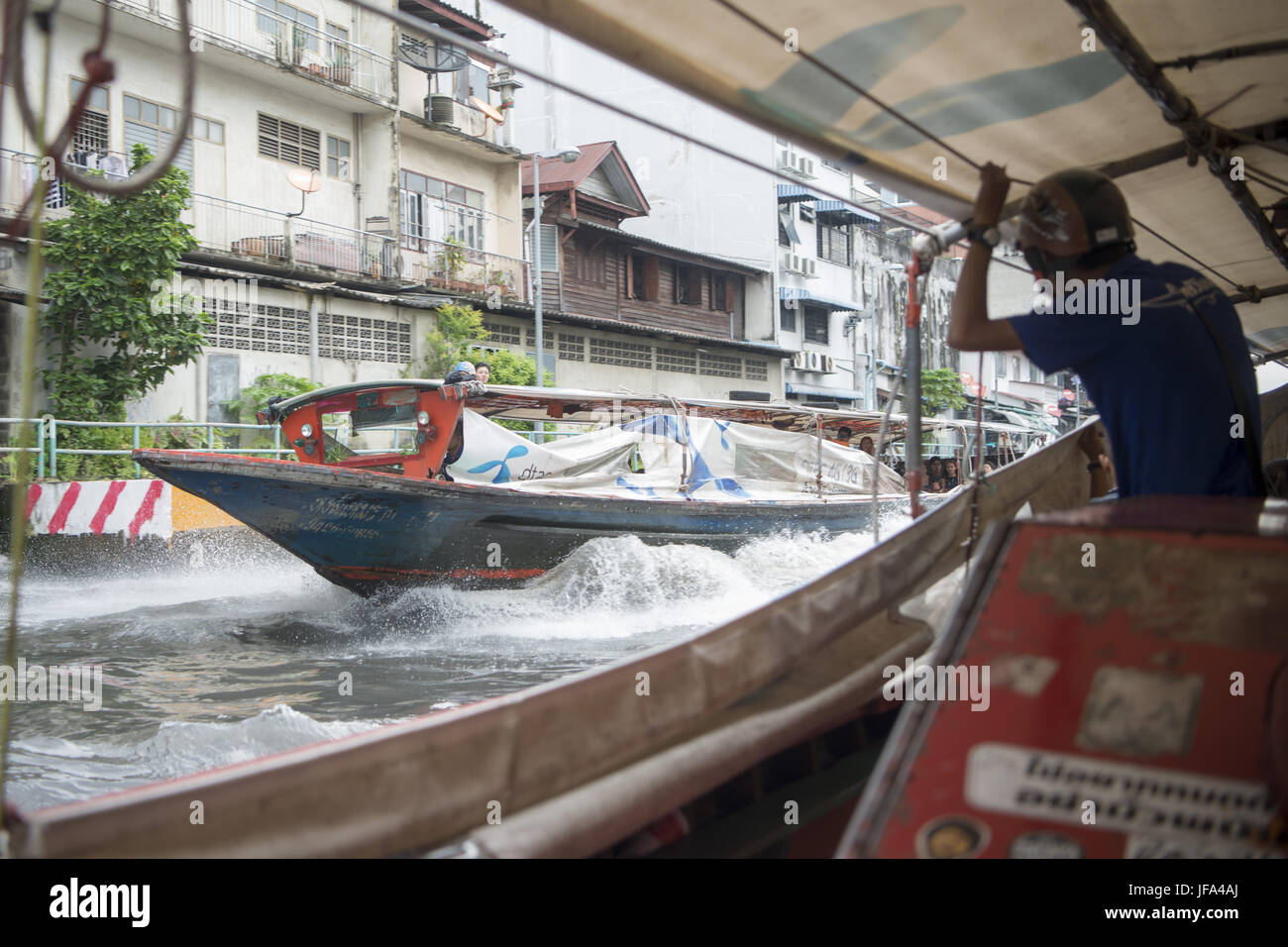 Khlong boat thailand hi-res stock photography and images - Alamy