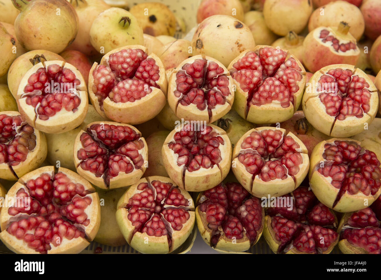 Granat pple hi-res stock photography and images - Alamy