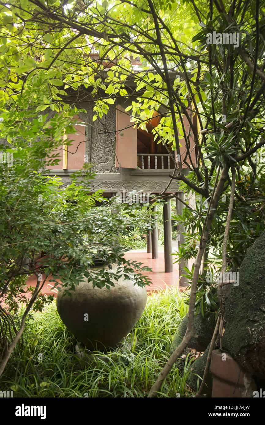 THAILAND BANGKOK SUAN PAKKAD PALACE Stock Photo - Alamy