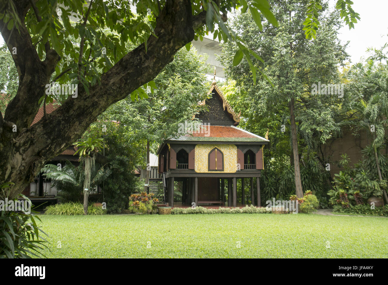THAILAND BANGKOK SUAN PAKKAD PALACE Stock Photo - Alamy