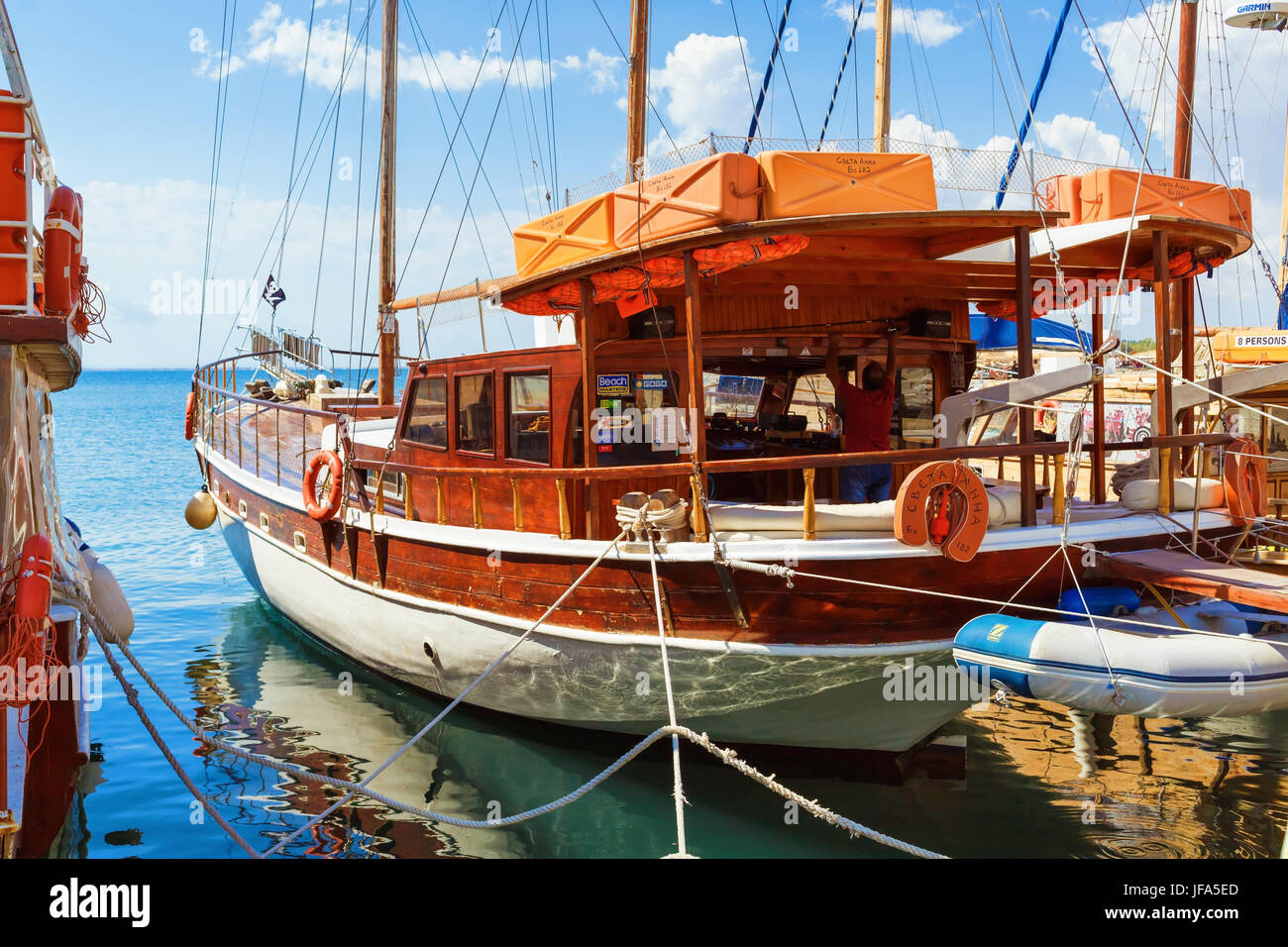 Pleasure deck hi-res stock photography and images - Alamy