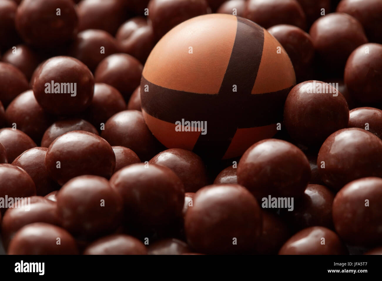 broken chocolate candies Stock Photo - Alamy