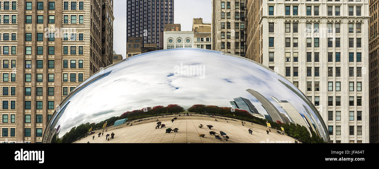 Cloud Gate in Chicago Stock Photo - Alamy