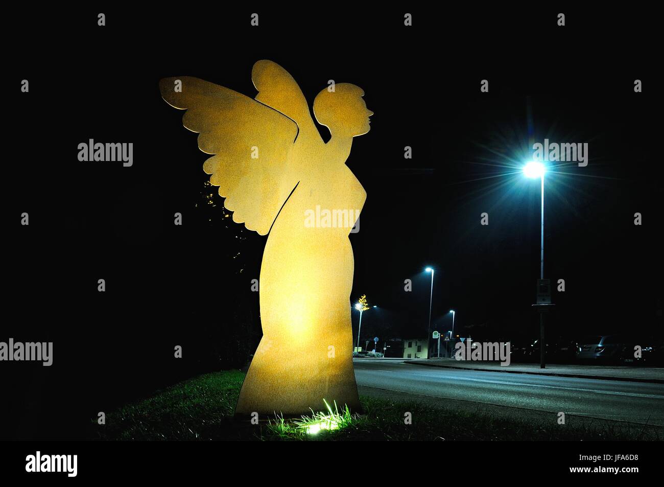 Angel on the roadside Stock Photo - Alamy
