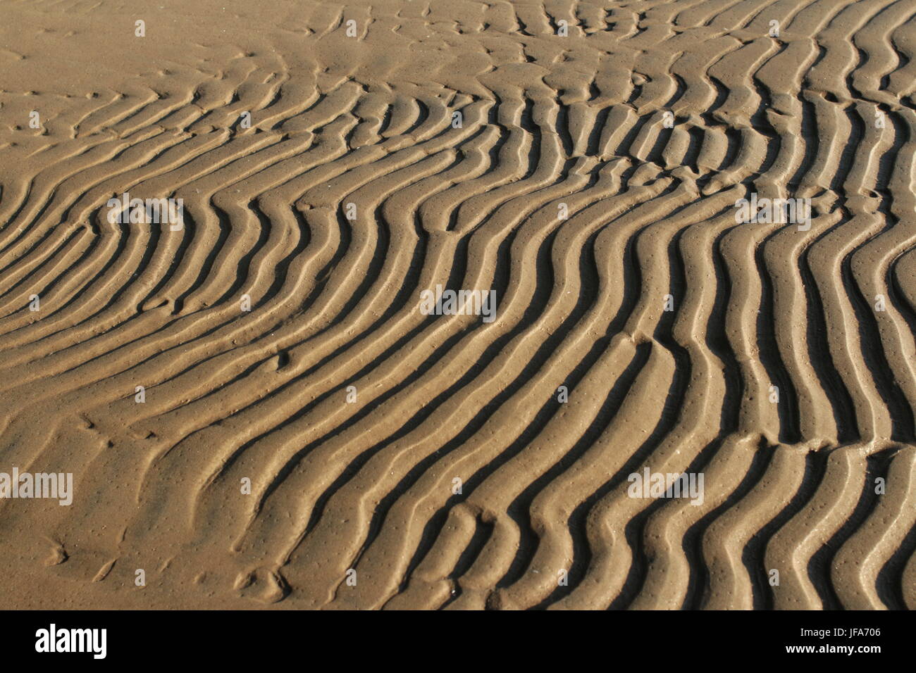 Wave patterns in sand hi-res stock photography and images - Alamy