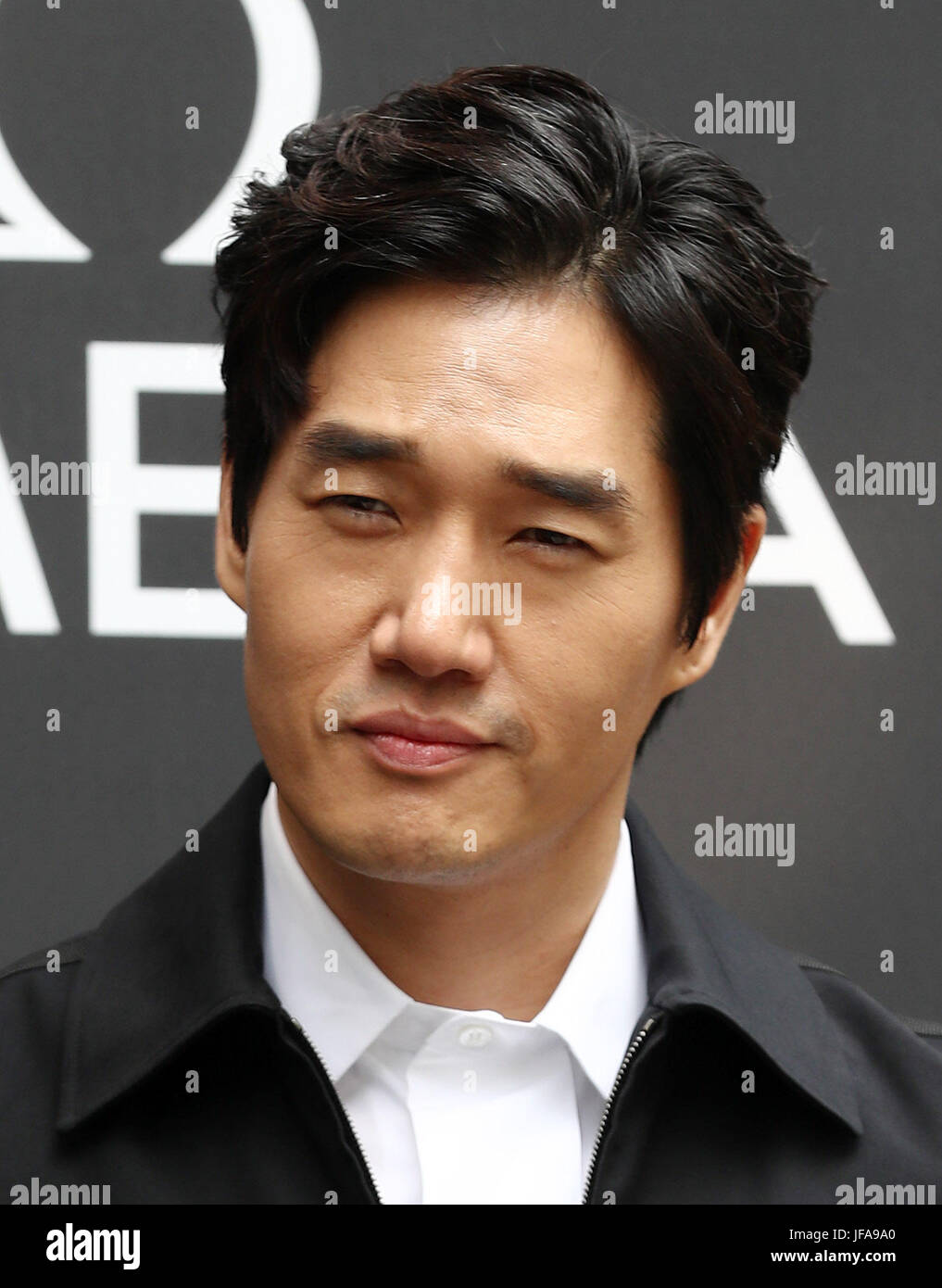 S. Korean actor Yoo Ji-tae South Korean actor Yoo Ji-tae poses for a ...