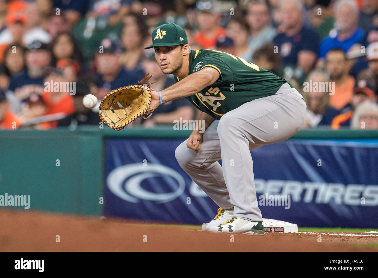 Matt olson hi-res stock photography and images - Alamy