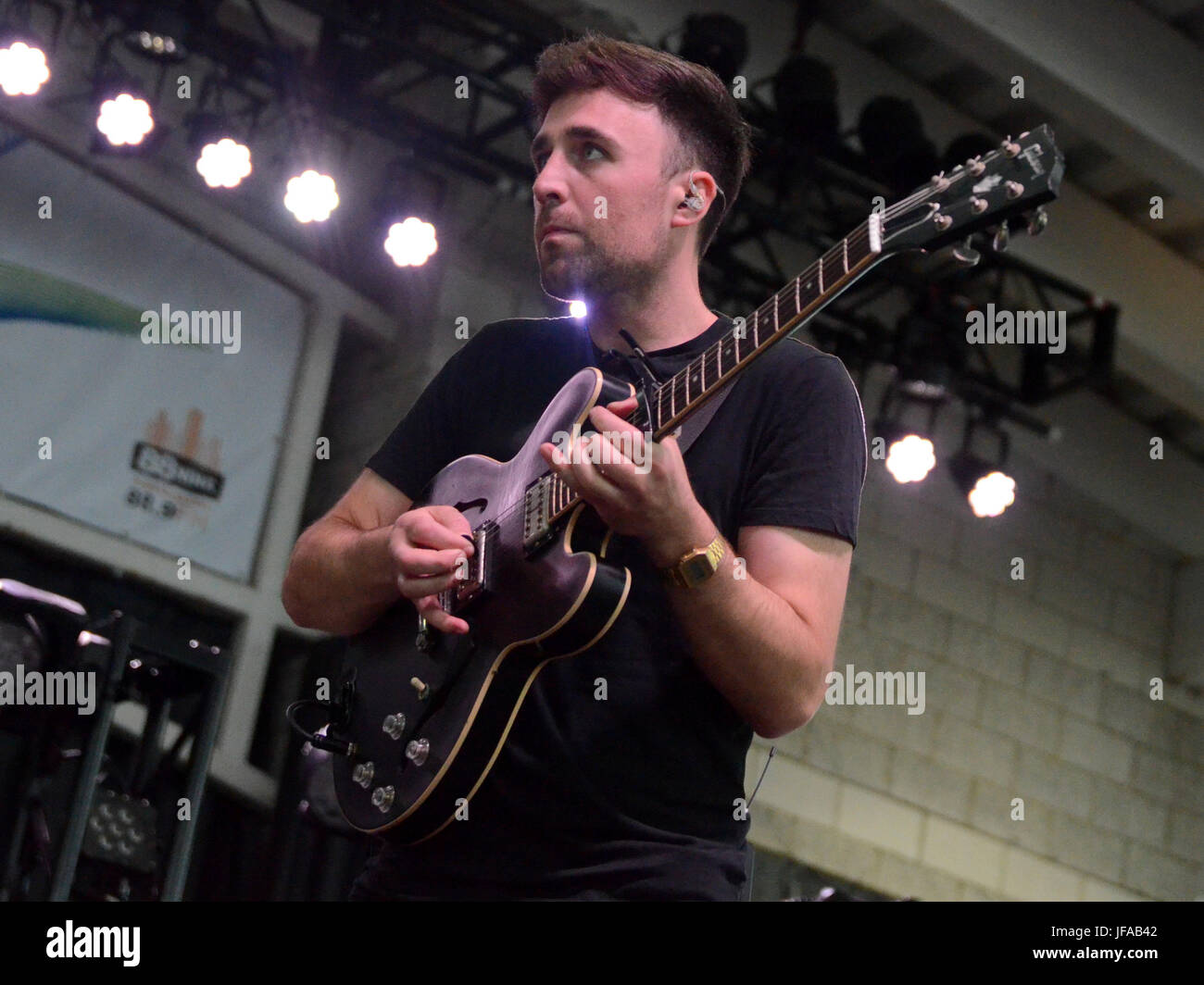Milwaukee, Wisconsin, USA. 29th June, 2017. Lead singer Simon Thompson ...