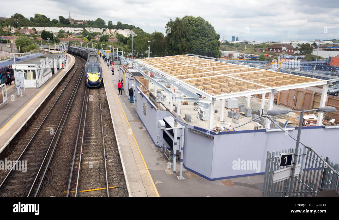 Strood Uk High Resolution Stock Photography and Images - Alamy