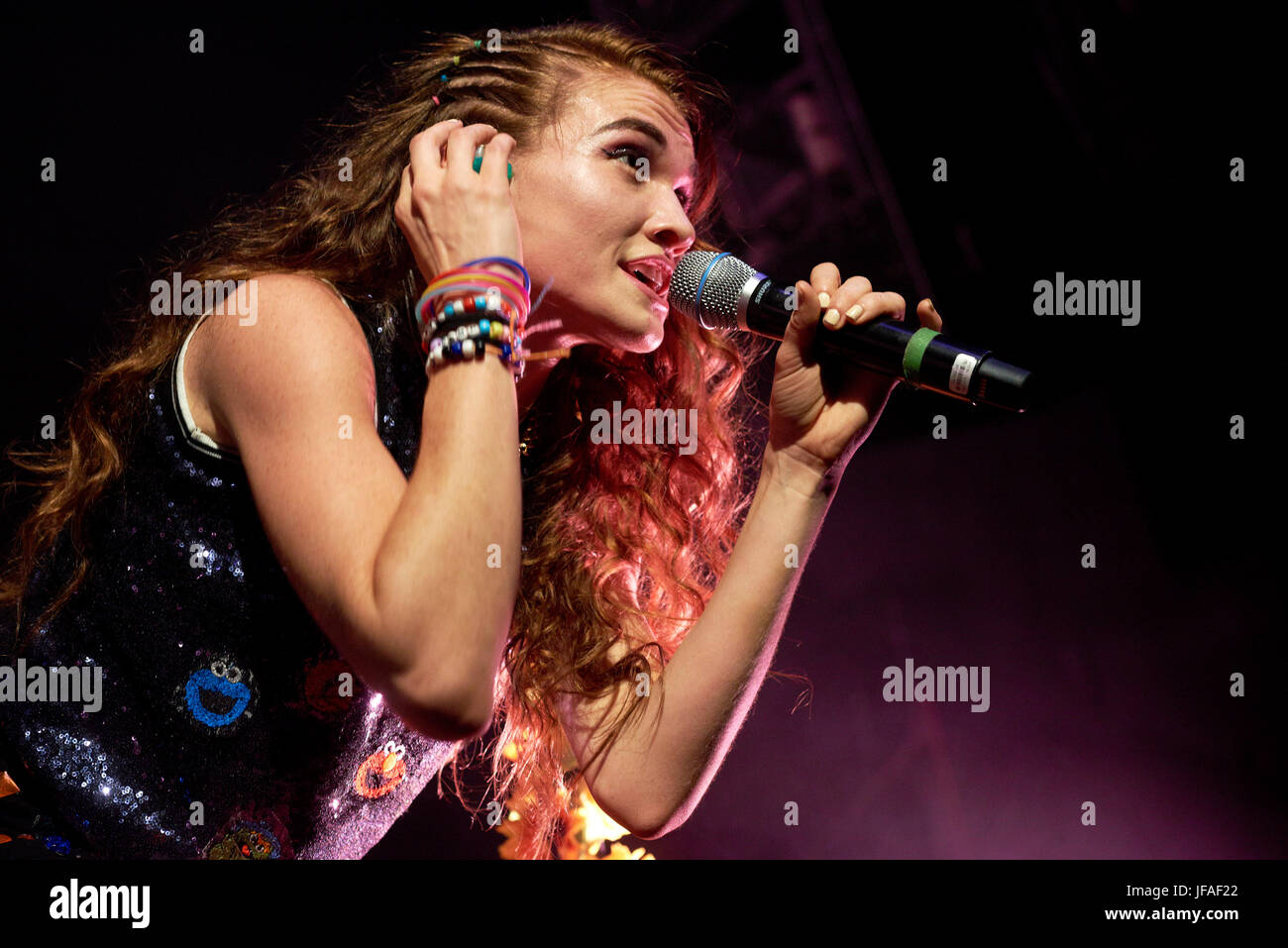 MINNEAPOLIS, MN JUNE 29: Mandy Lee of MisterWives performs at First ...