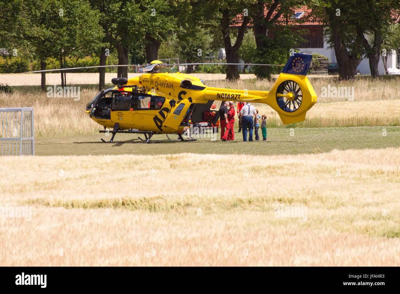 Garching, Germany. 30th June, 2017. Curious people around a helicopter ...