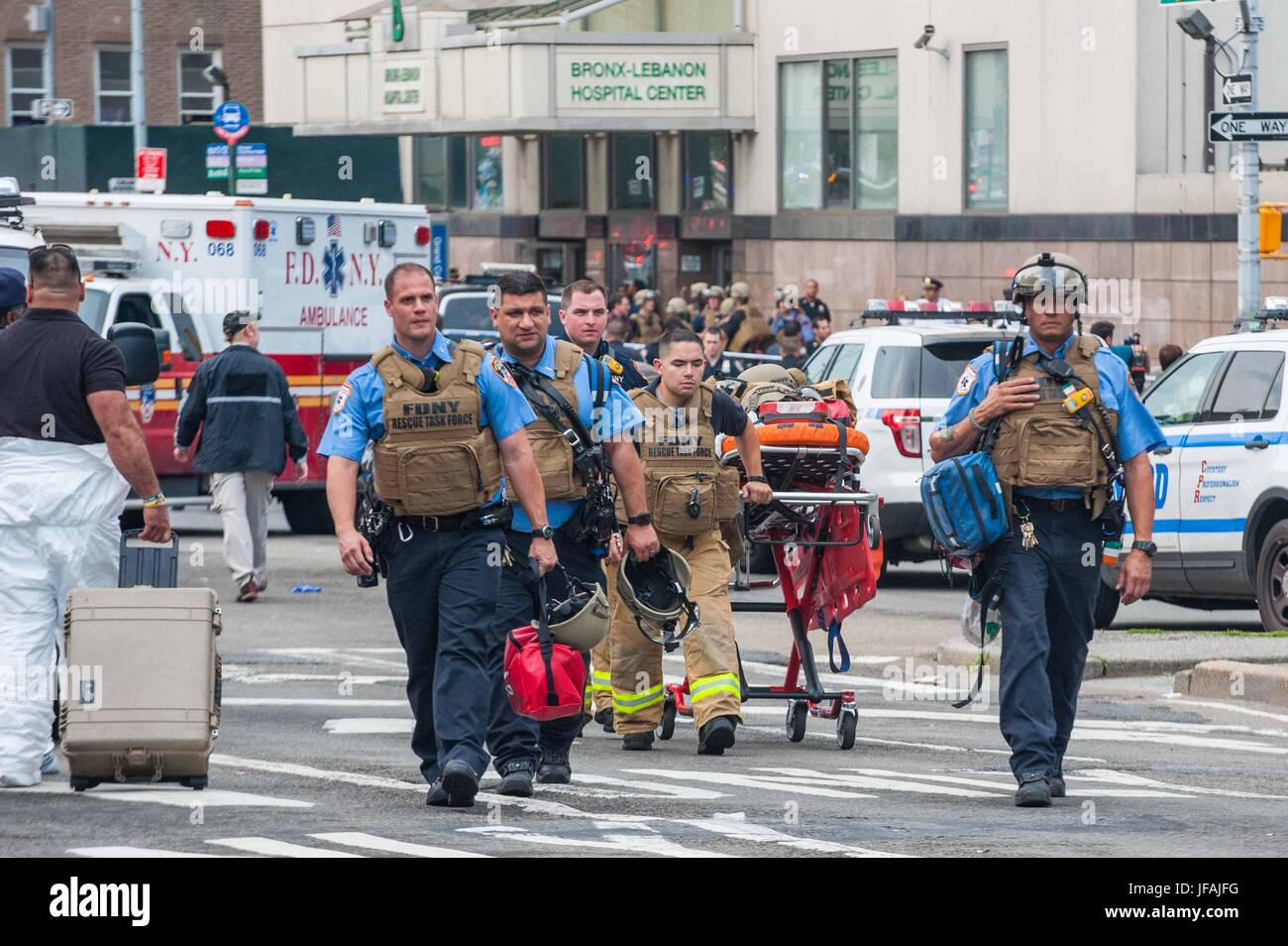Fatal shooting at Bronx Lebanon Hospital Stock Photo - Alamy