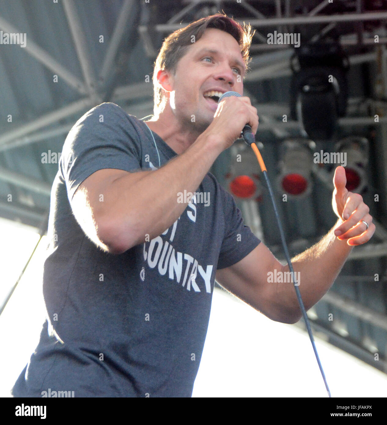 Walker hayes hi-res stock photography and images - Alamy