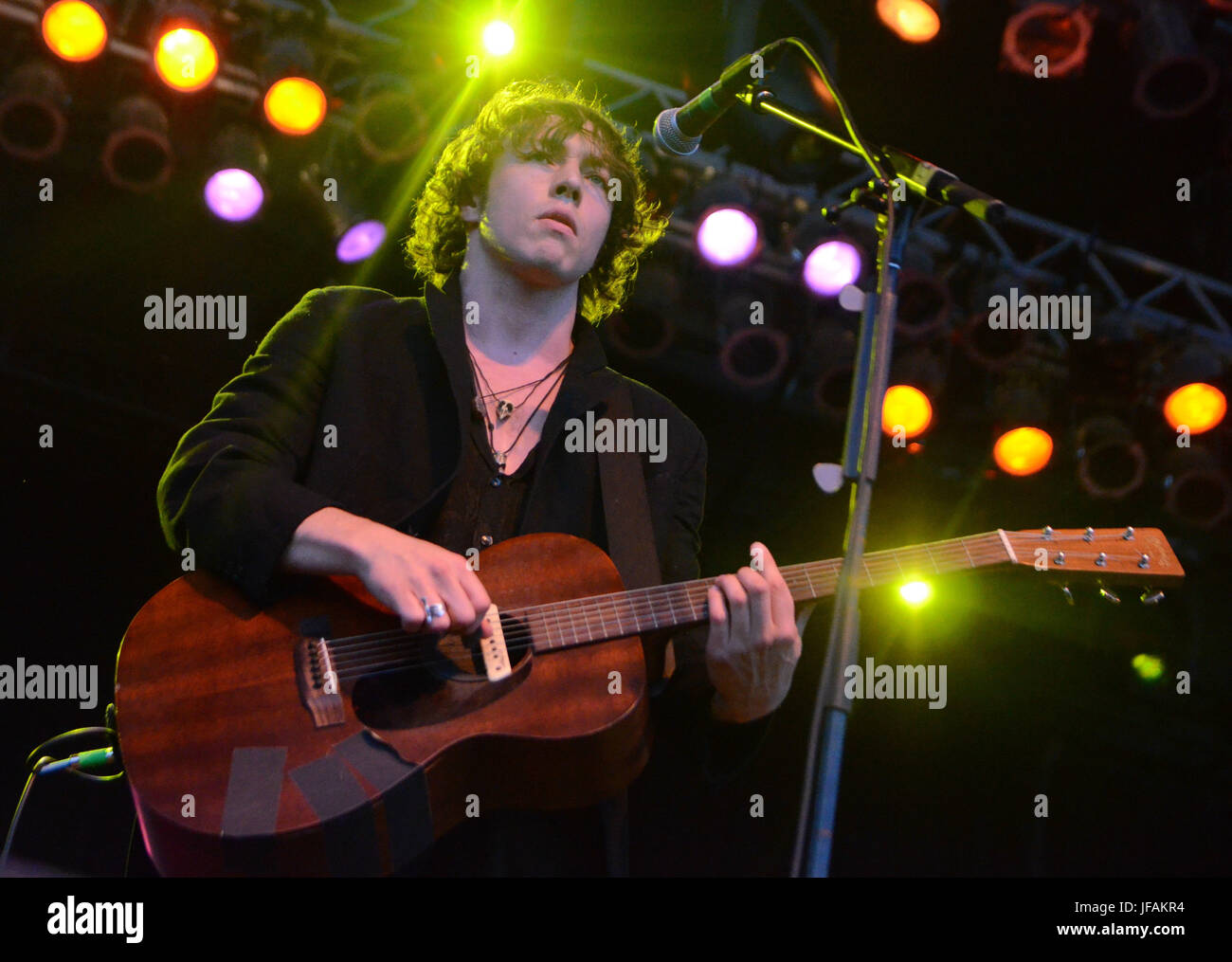 Barns Courtney Singer High Resolution Stock Photography and Images - Alamy