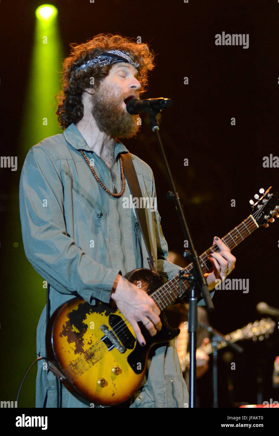 June chadwick hi-res stock photography and images - Alamy