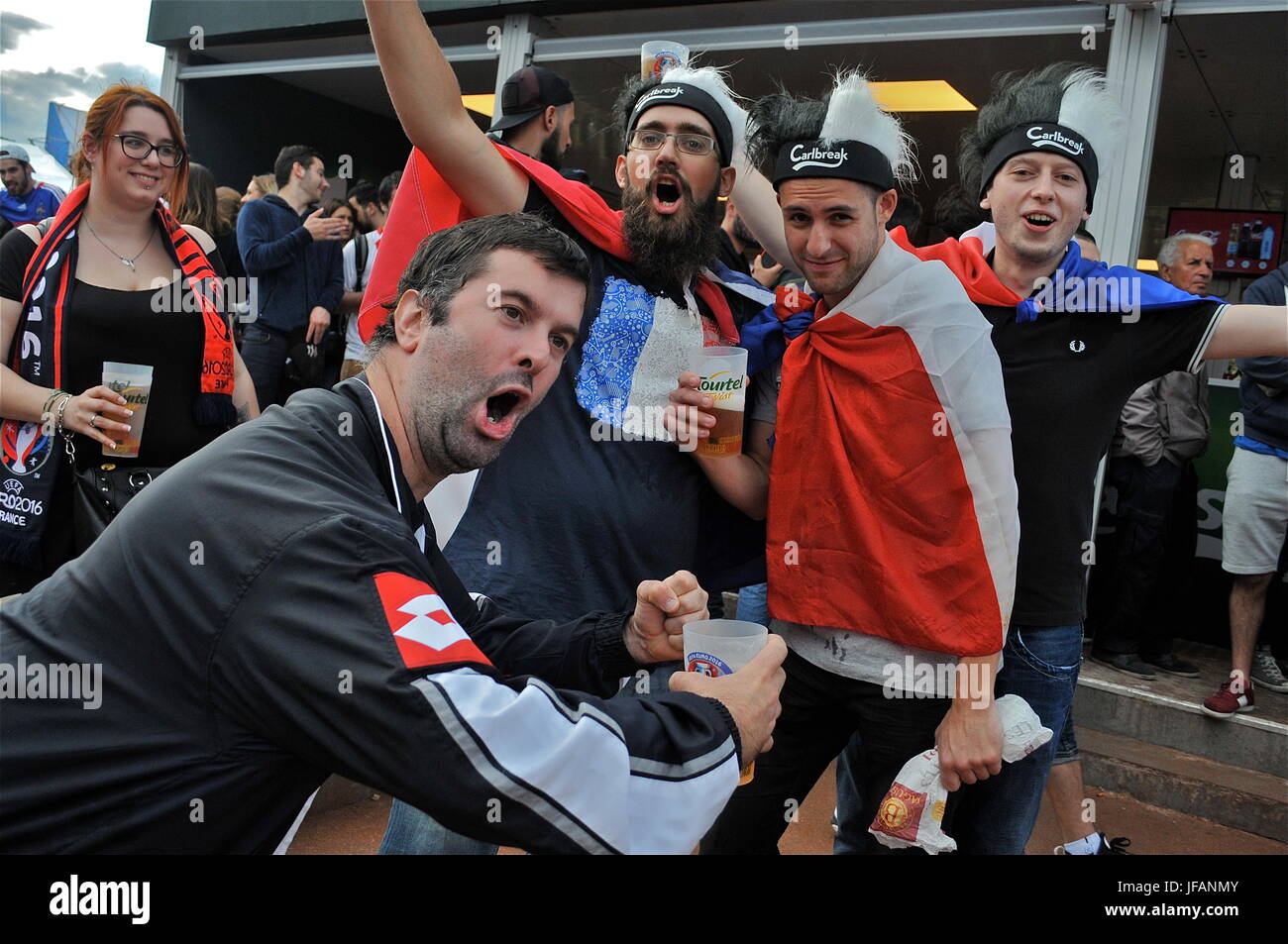 Euro 2016 fanzone hi-res stock photography and images - Alamy