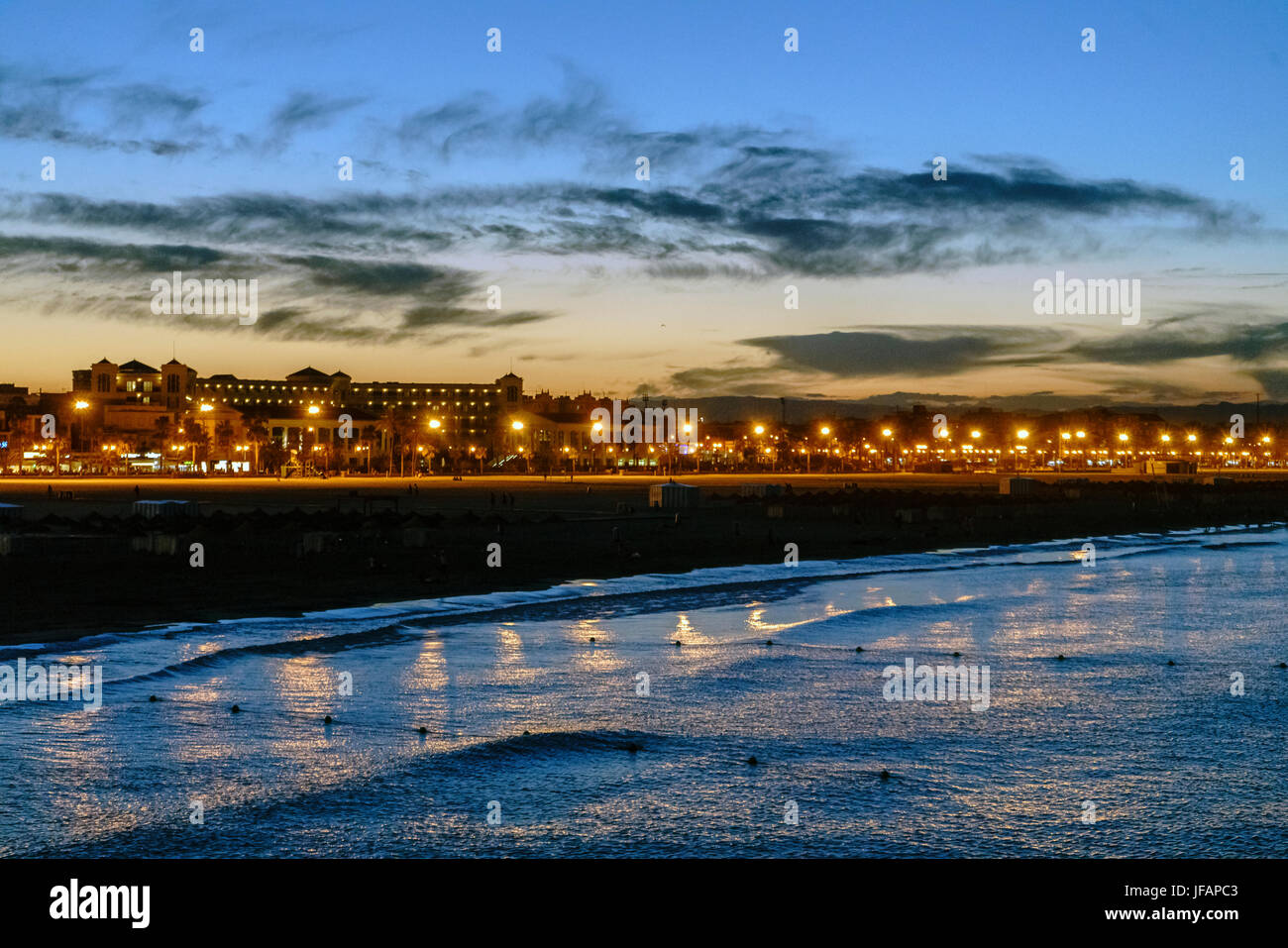 Night view of a Mediterranean beach with illuminated promenade Stock ...