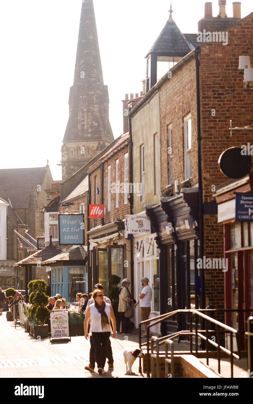 Front street tynemouth hi-res stock photography and images - Alamy