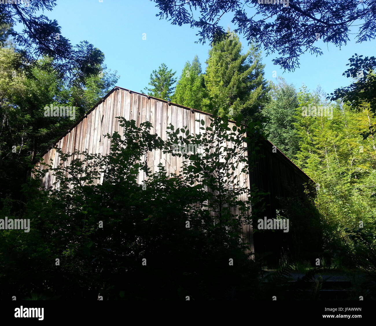 Middle barn hi-res stock photography and images - Alamy