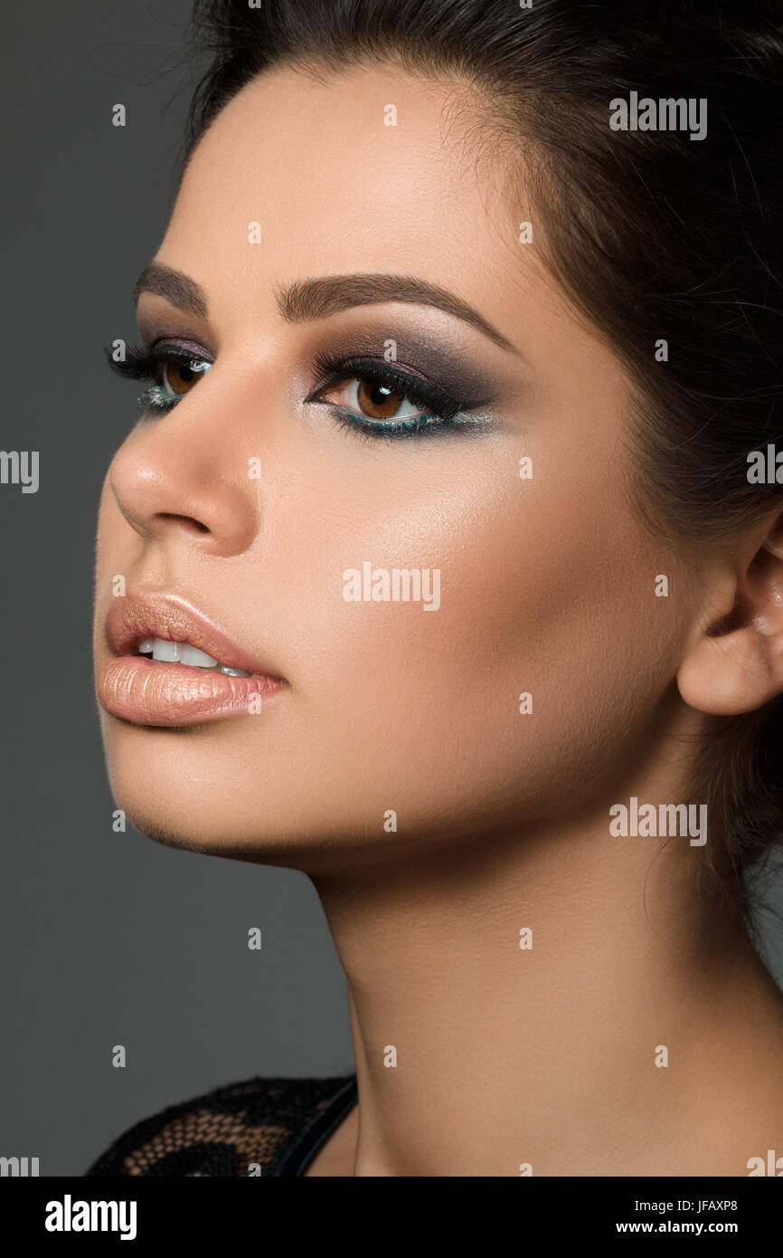 Beautiful tanned woman hi-res stock photography and images - Alamy