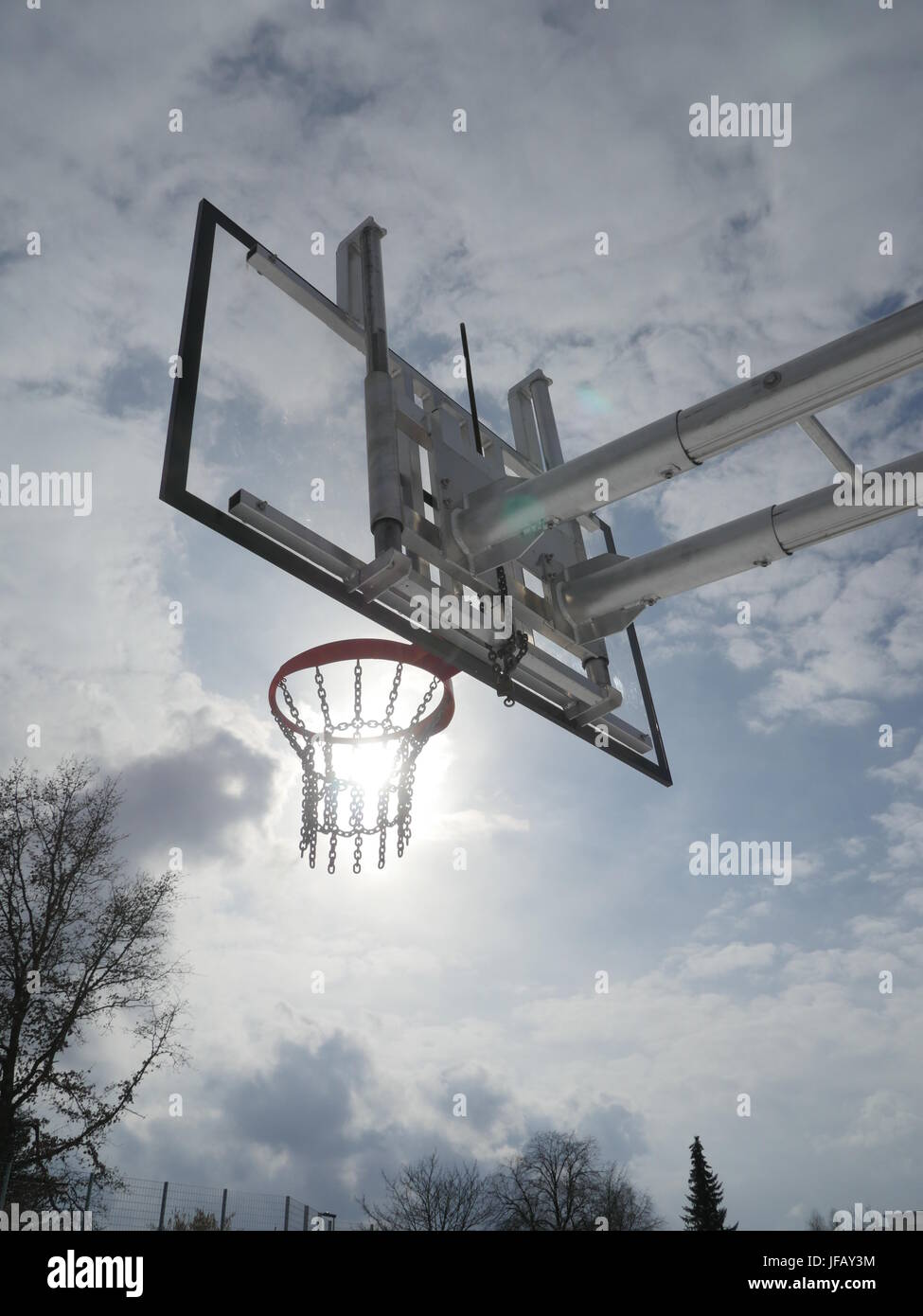 Basketball ring with a grid hi-res stock photography and images - Alamy