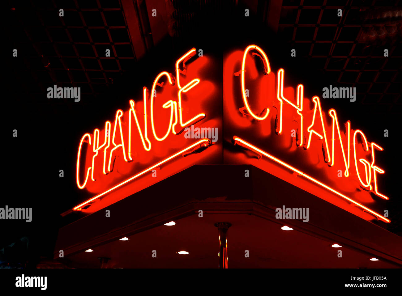 Change money hi-res stock photography and images - Alamy