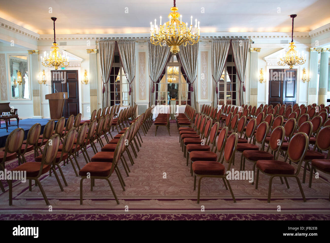 The Royal Automobile Club, British private members' club with over 100 ...