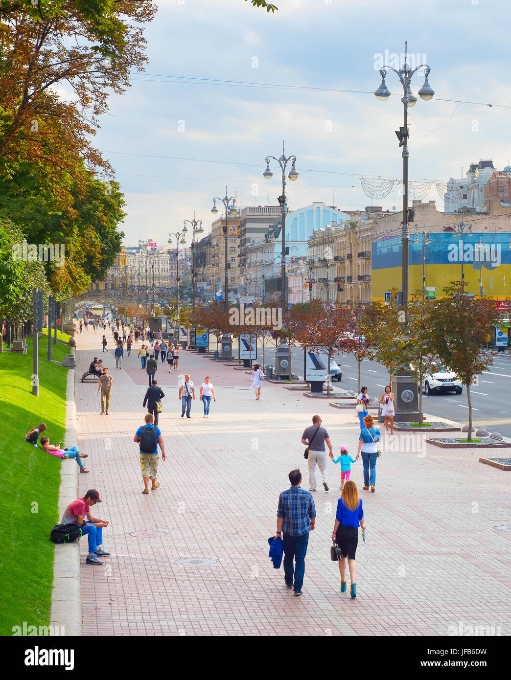 Kiev khreschatyk street ukraine hi-res stock photography and images - Alamy