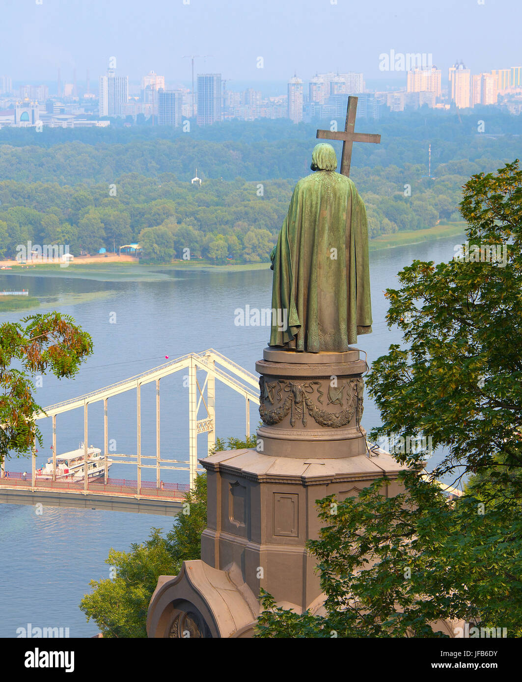 Statue vladimir kiev hi-res stock photography and images - Alamy