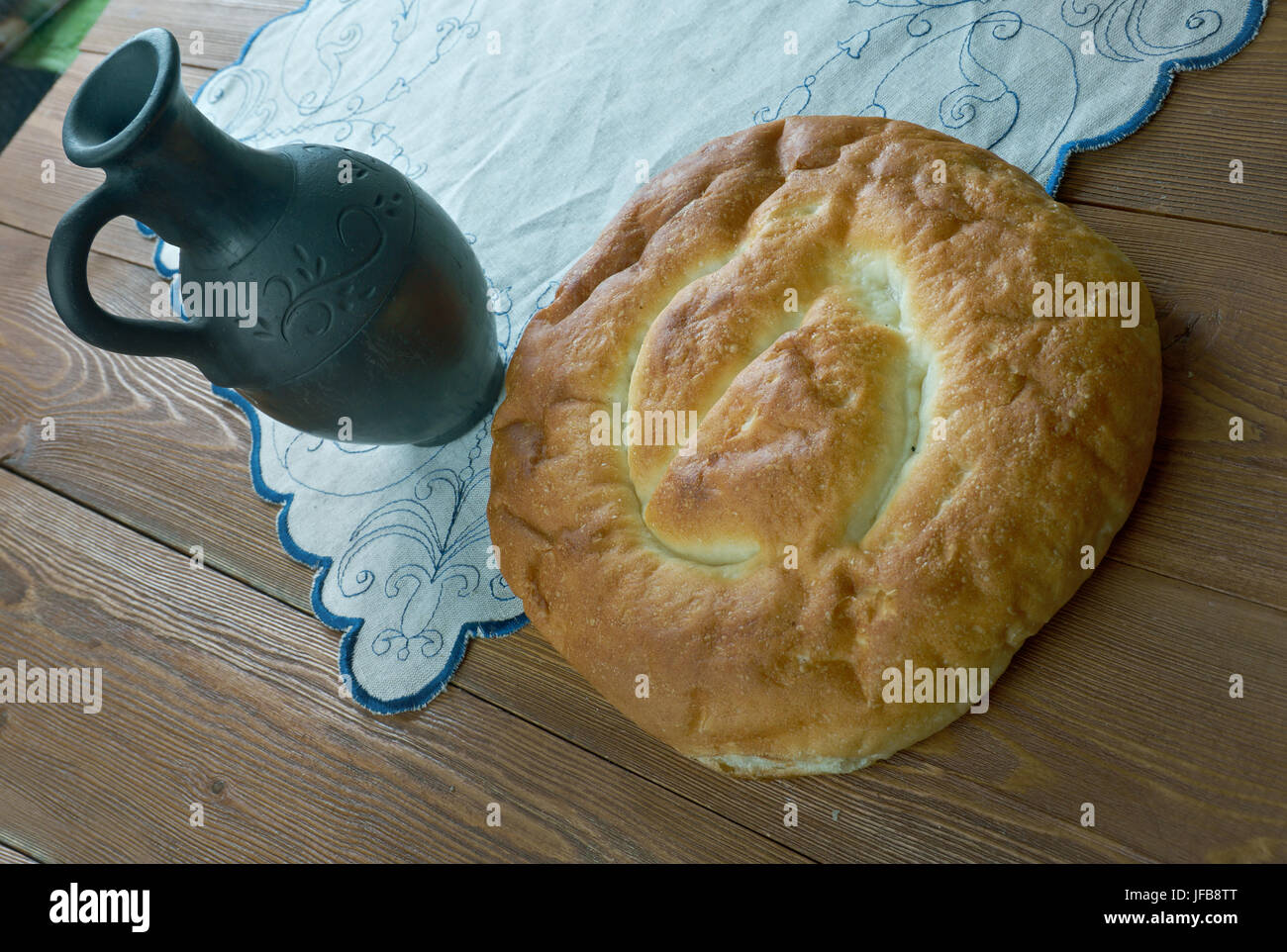 Matnakash bread Stock Photo - Alamy