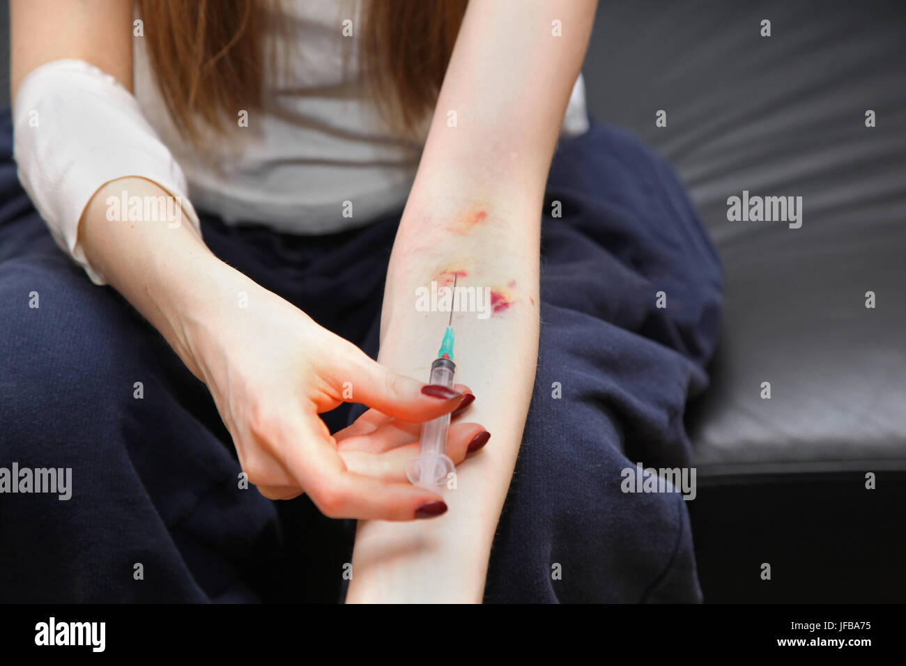 Female white drug addict hi-res stock photography and images - Alamy